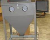 Sandblast Cabinets | Bead Blasters & Media Blasting | Cyclone Blasters